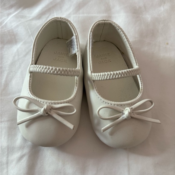 Janie and Jack | Shoes | Janie Jack White Baby Ballet Flats 62 Months ...